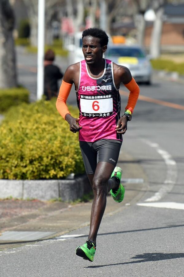 ＜祐徳ロードレース＞ハーフマラソン一般男子、ワークナー・デレセ（ひらまつ病院）初優勝 | SAGA SSP