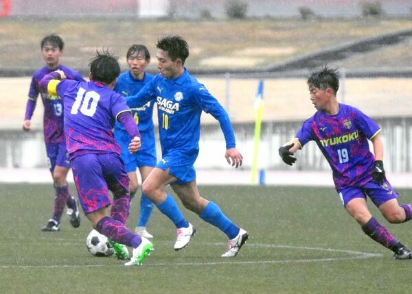 ＜サッカー・佐賀県高校新人＞男子は佐賀東優勝 女子は神埼制す | SAGA SSP